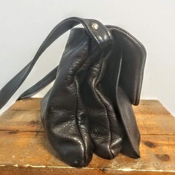 Victoria Leather Company | Bags | Victoria Leather Company Crossbody ...